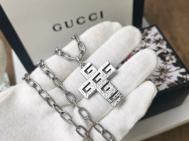 Economical Gucci Necklaces