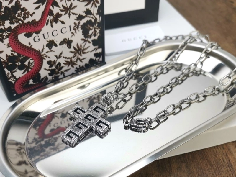Economical Gucci Necklaces
