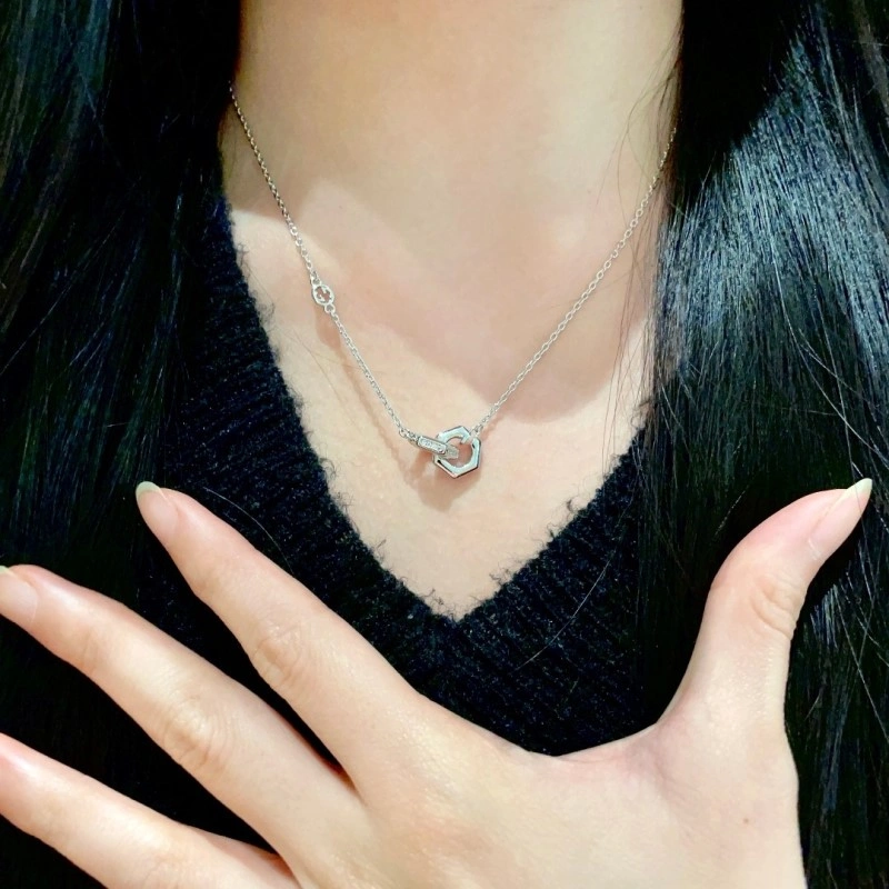 Low-cost Gucci Necklaces