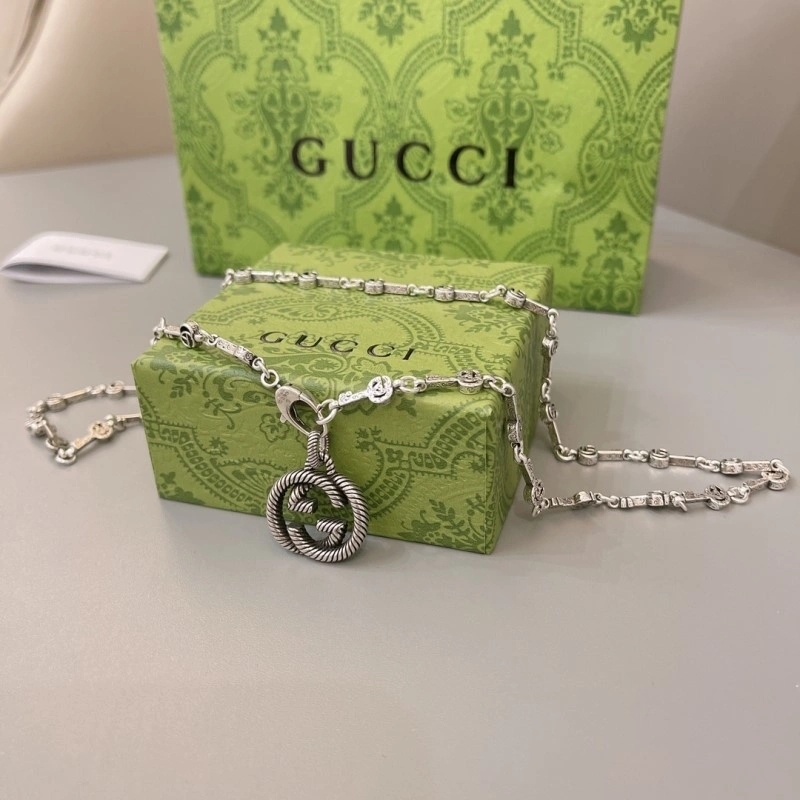 Indistinguishable Gucci Necklaces