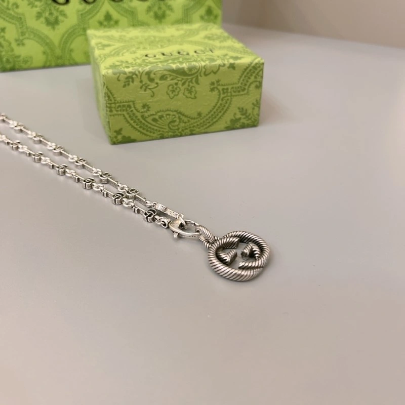 Indistinguishable Gucci Necklaces