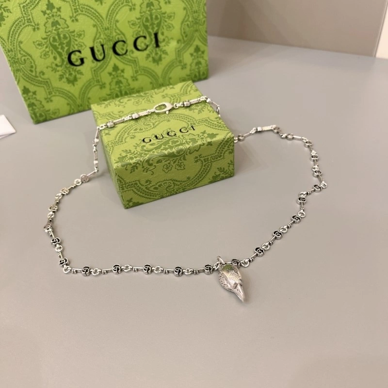 Top mirror Gucci Necklaces