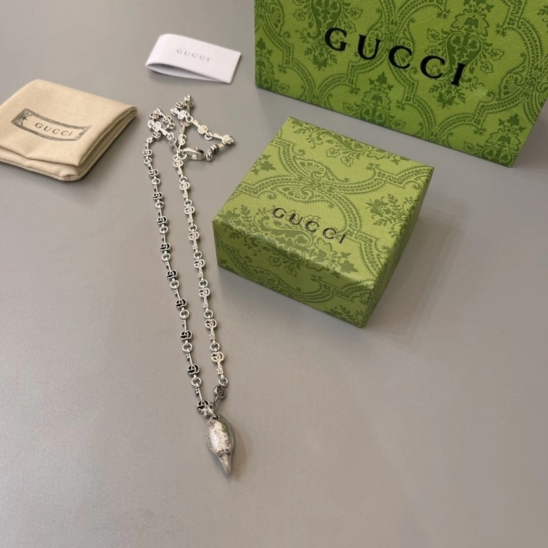 Top mirror Gucci Necklaces