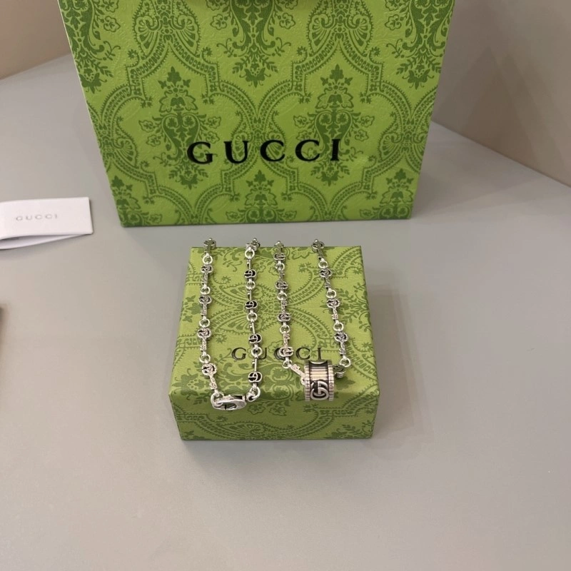 Top mirror Gucci Necklaces
