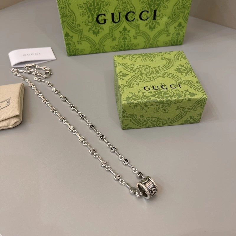 Top mirror Gucci Necklaces