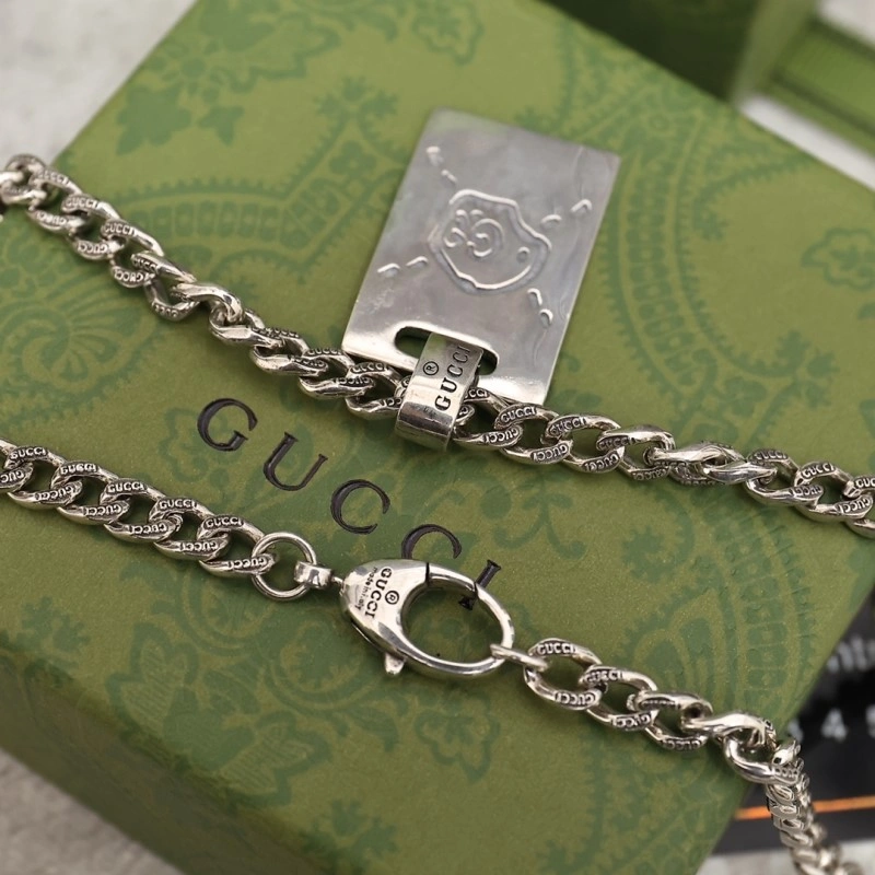 Accurate model Gucci Necklaces