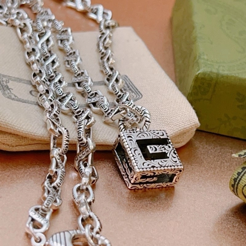 High accuracy Gucci Necklaces