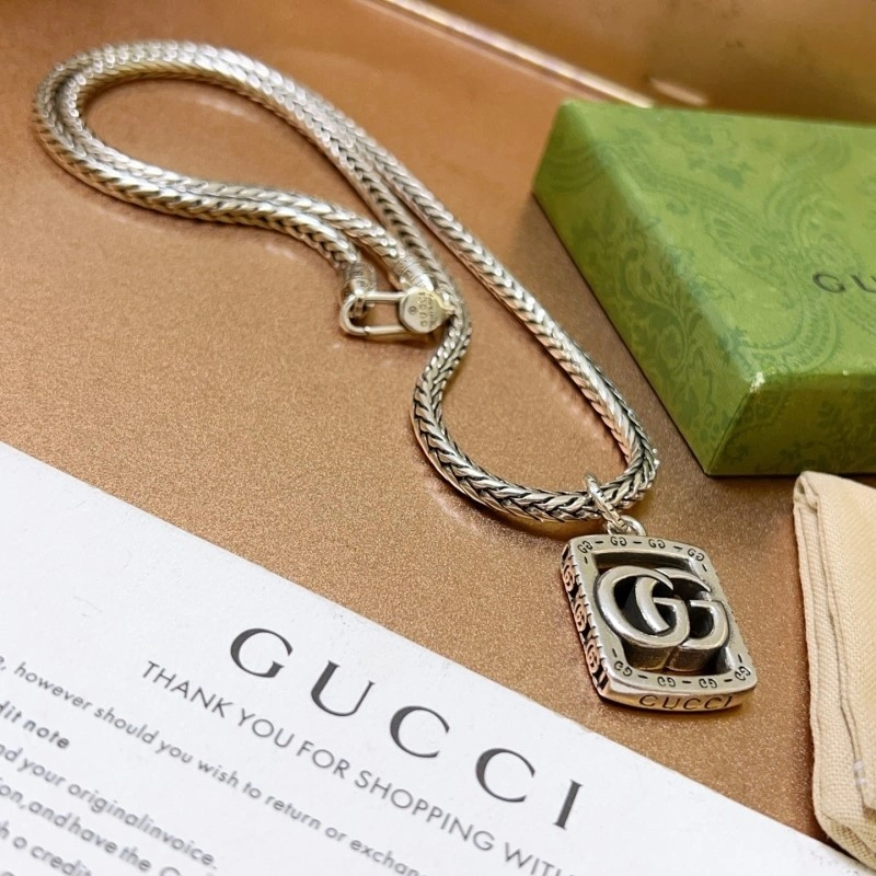 Inexpensive Gucci Necklaces
