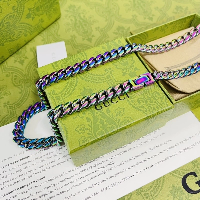 Indistinguishable Gucci Necklaces