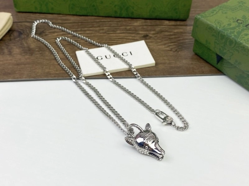 Top mirror Gucci Necklaces