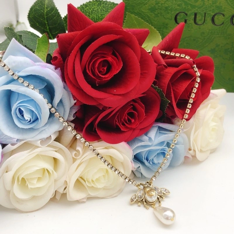 Indistinguishable Gucci Necklaces