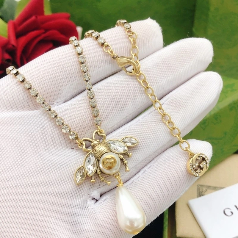 Indistinguishable Gucci Necklaces