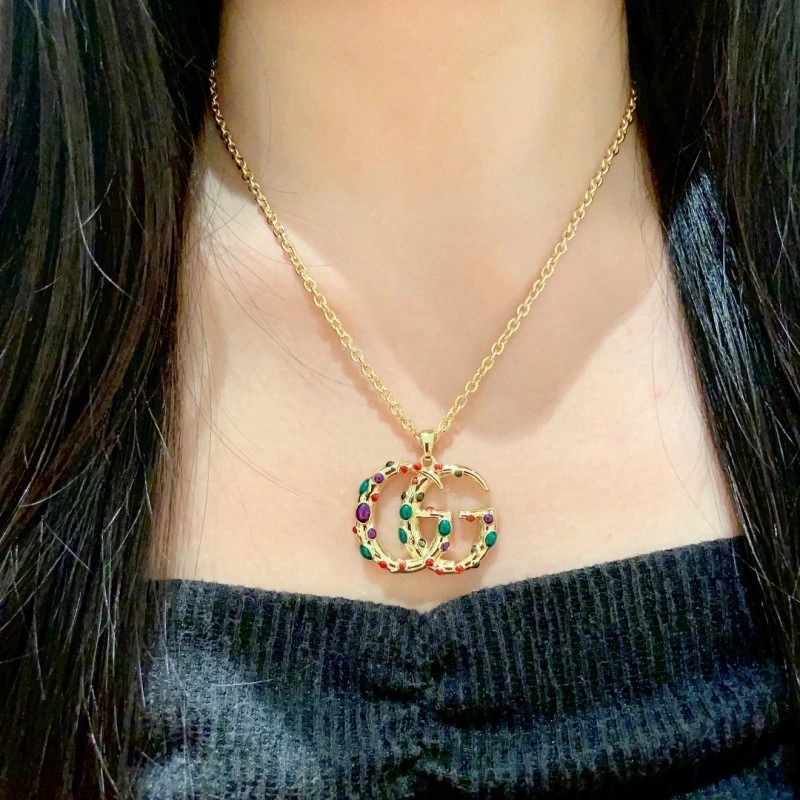Indistinguishable Gucci Necklaces