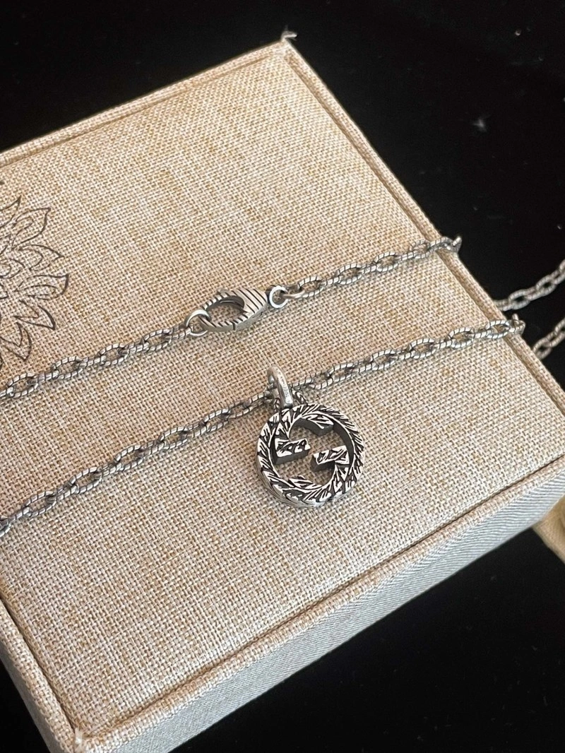 Legit Gucci Necklaces