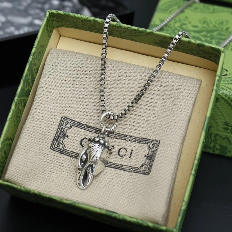Top mirror Gucci Necklaces