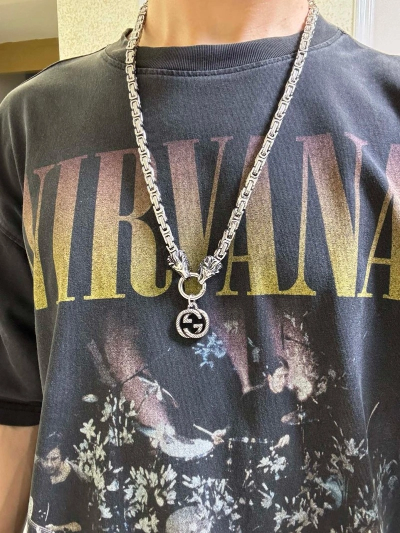 Accurate model Gucci Necklaces
