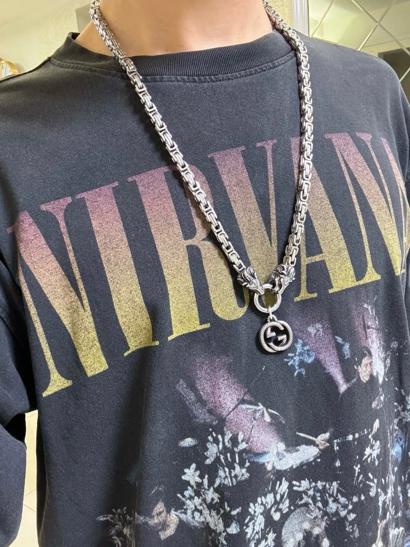Accurate model Gucci Necklaces