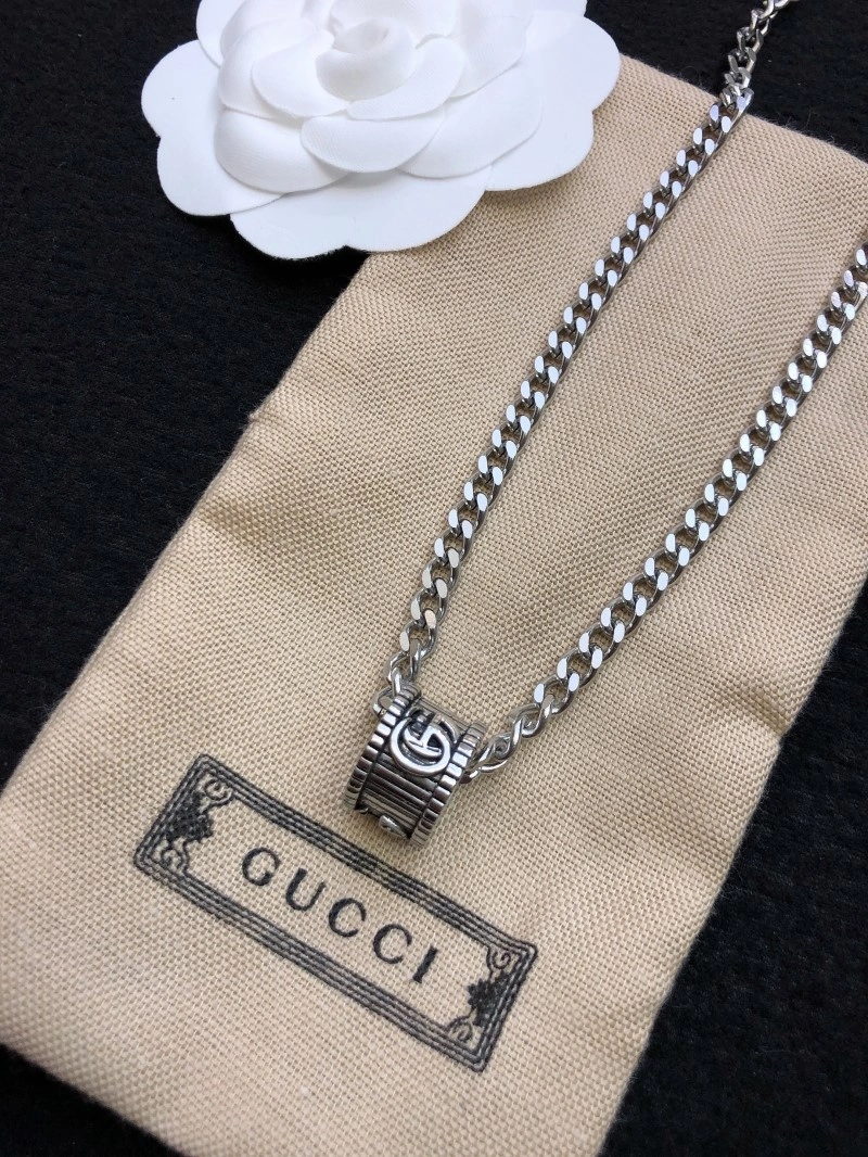 Accurate model Gucci Necklaces
