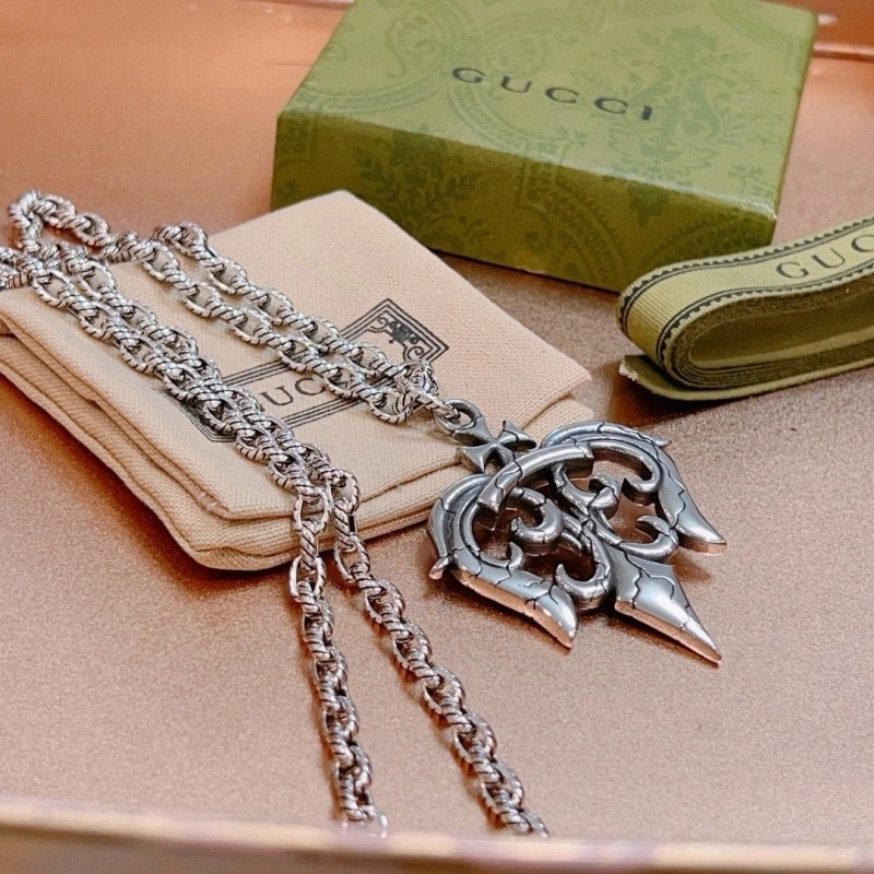 Factory-made Gucci Necklaces
