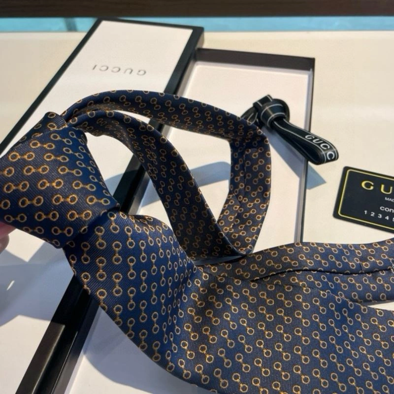Top match Gucci Neckties