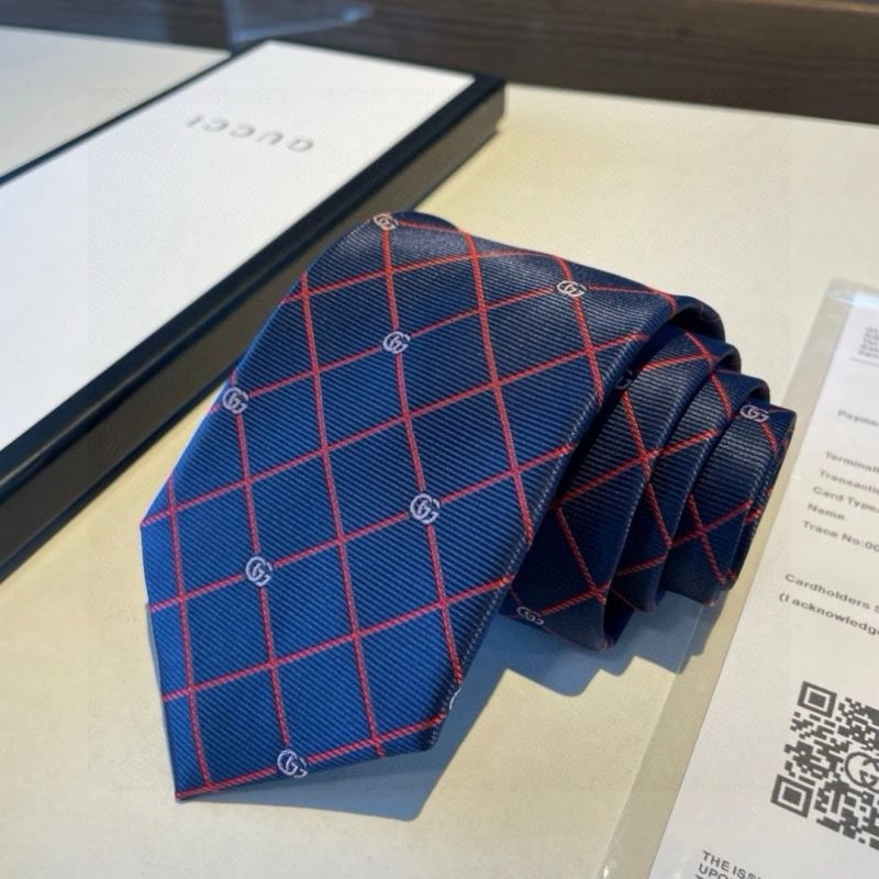Top mirror Gucci Neckties