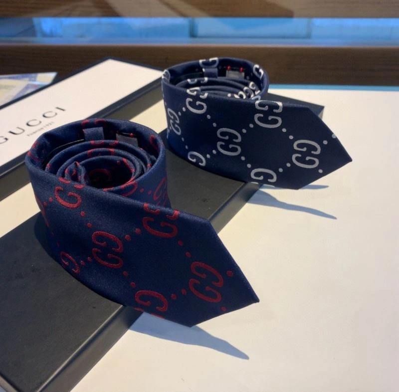 Accurate model Gucci Neckties