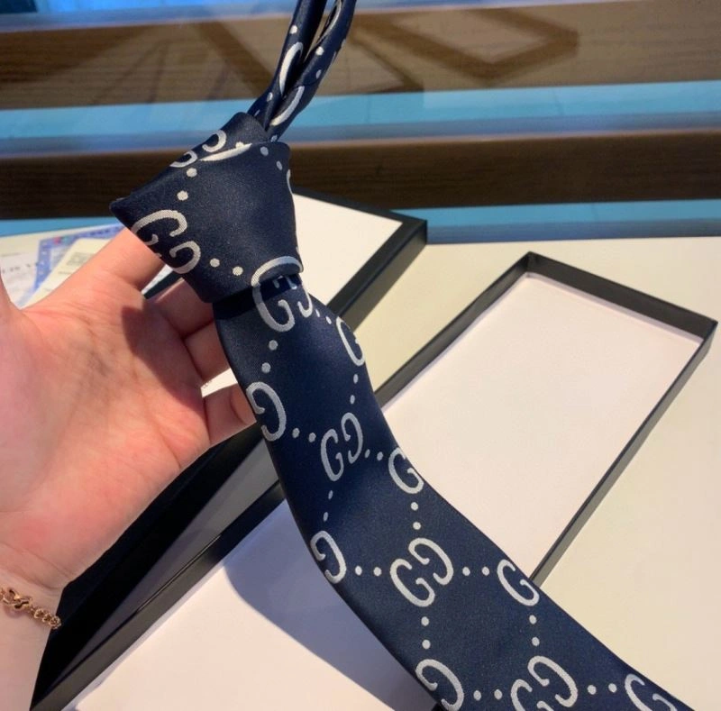 Accurate model Gucci Neckties
