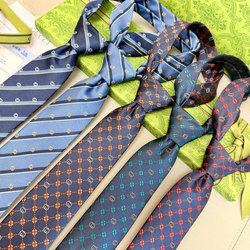 Low-cost Gucci Neckties