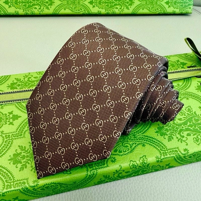 Accurate model Gucci Neckties