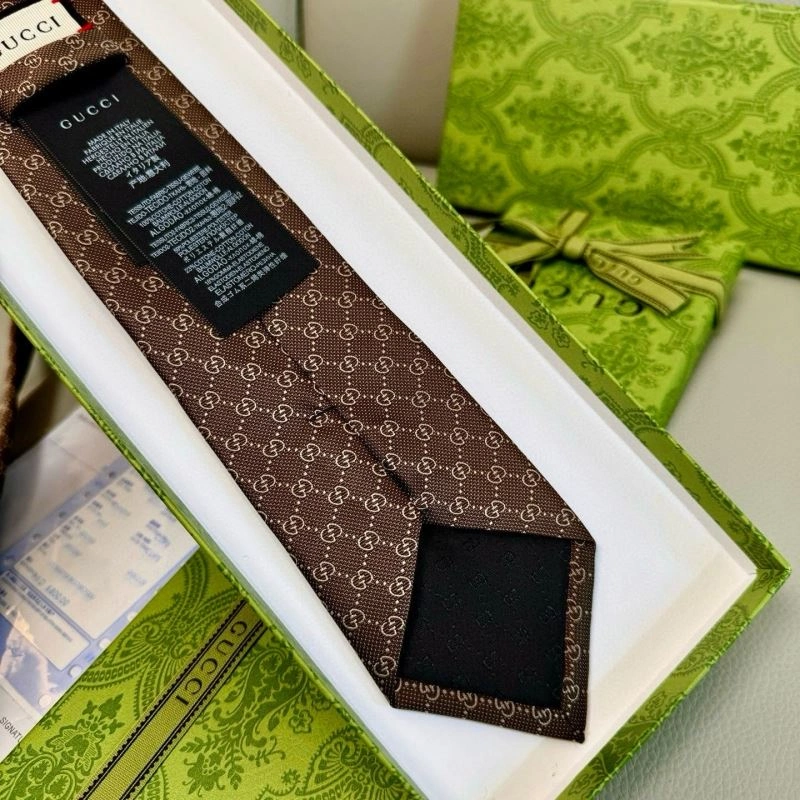 Accurate model Gucci Neckties