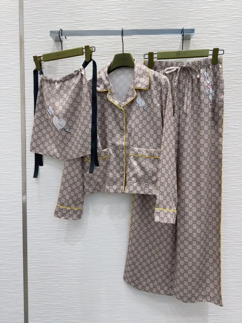 Gucci Nightwear