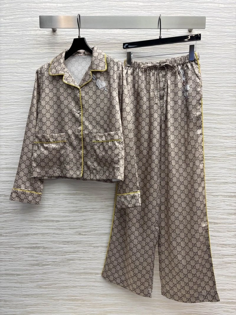 Inexpensive Gucci Nightwear