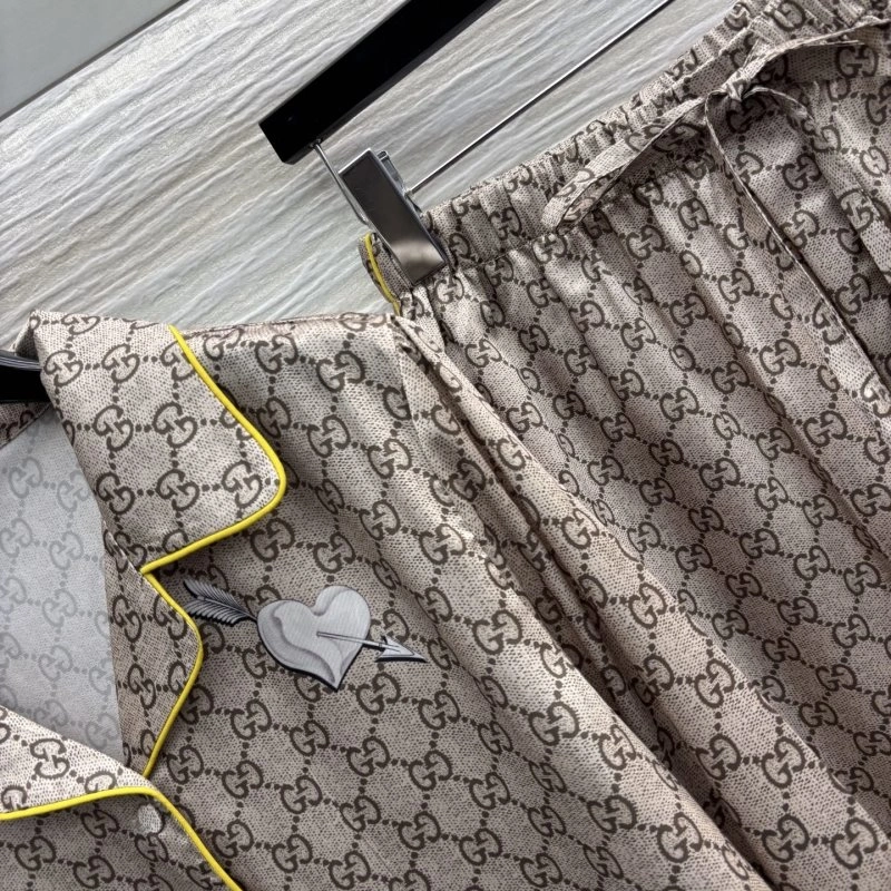 Inexpensive Gucci Nightwear