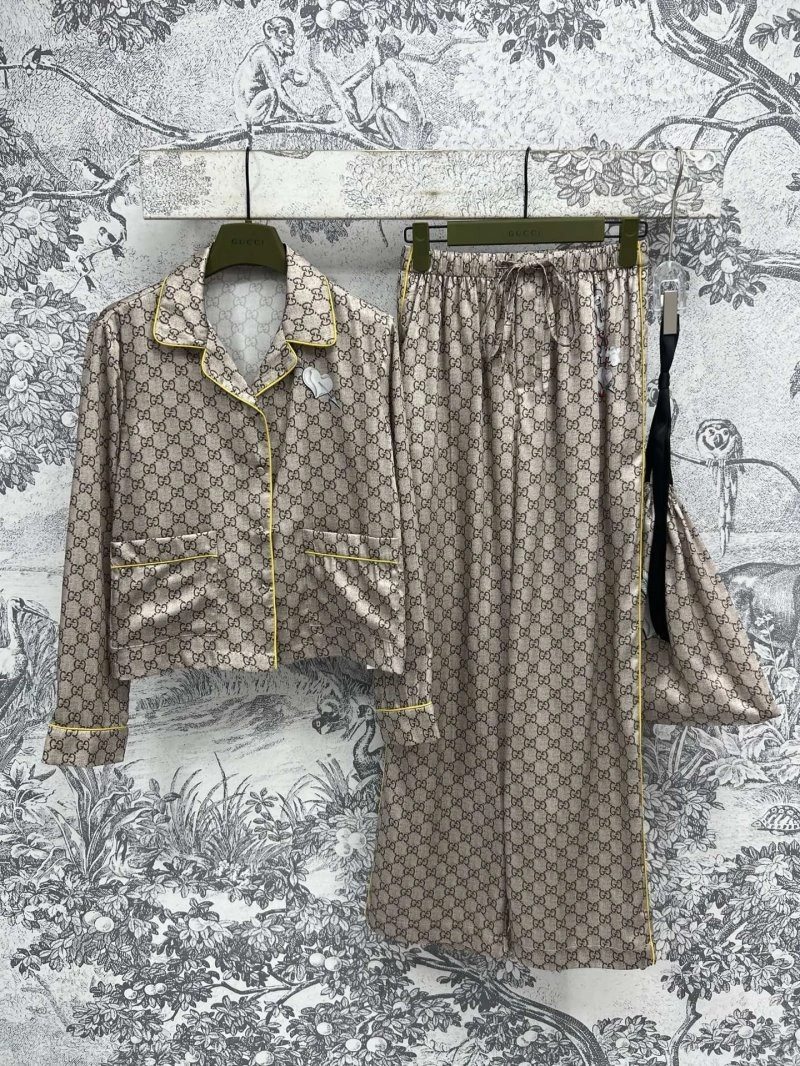 Gucci Nightwear