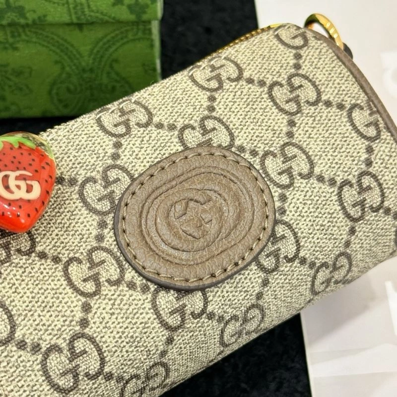 Accurate model Gucci Ornaments