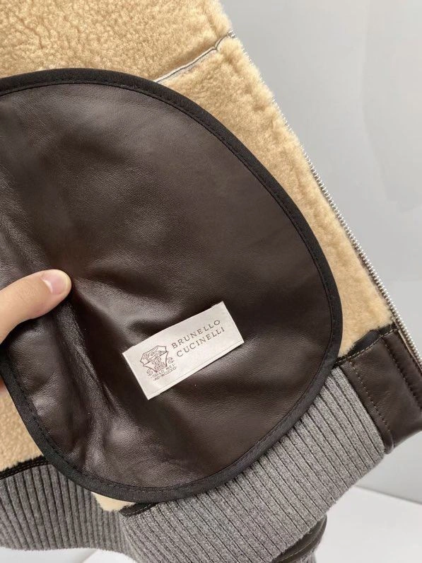 Discounted Gucci Outwear