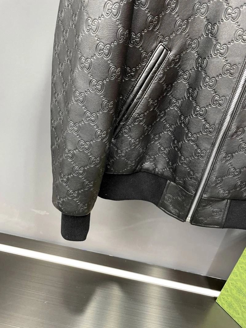 Top mirror Gucci Outwear