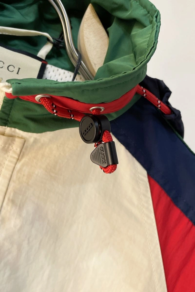 Low-cost Gucci Outwear