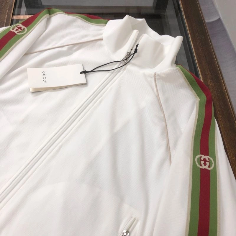 Top match Gucci Outwear