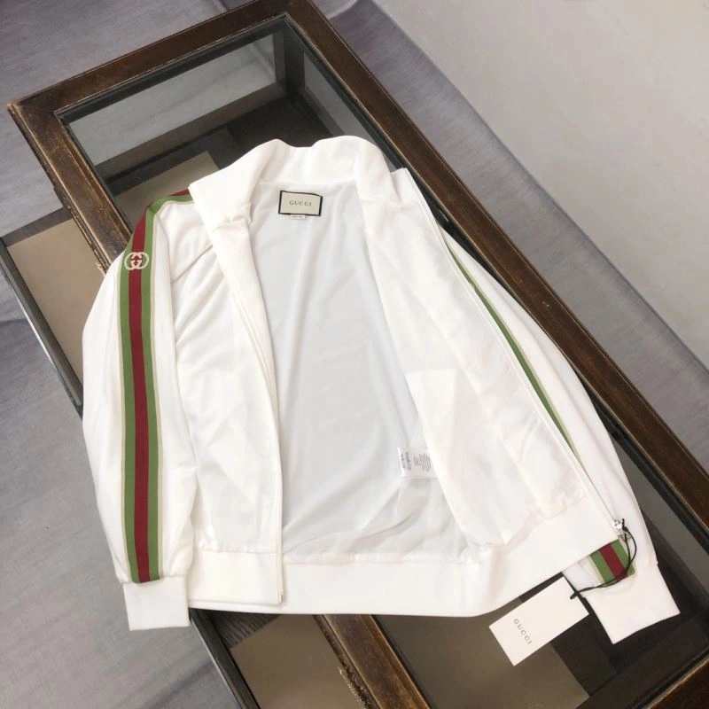 Top match Gucci Outwear