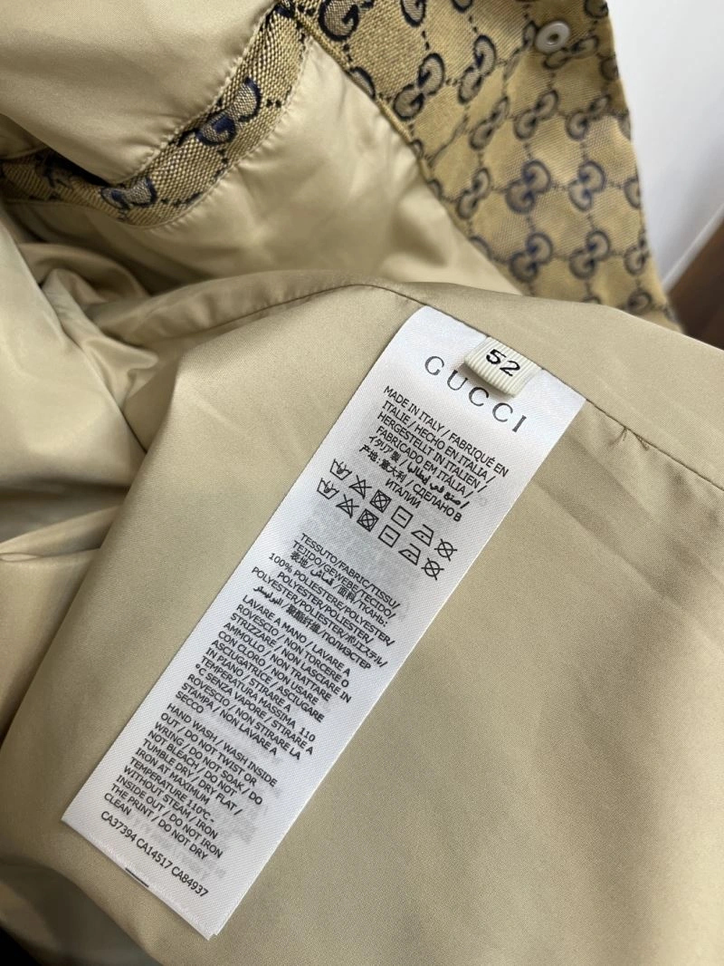 Top mirror Gucci Outwear