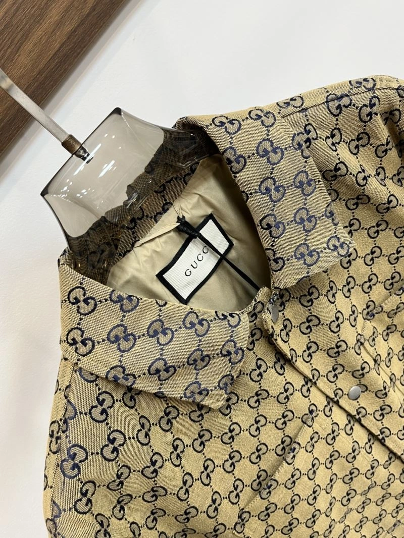 Top mirror Gucci Outwear