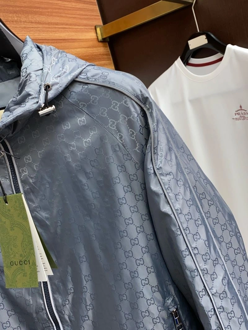 Legit Gucci Outwear