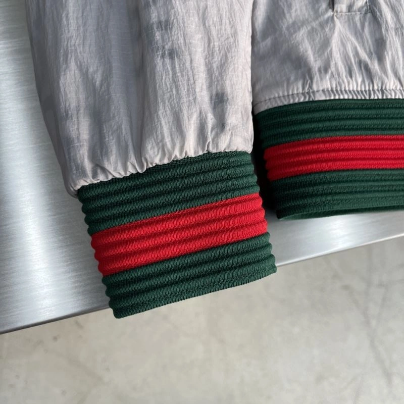 Top mirror Gucci Outwear