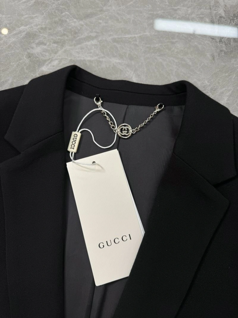 Legit Gucci Outwear