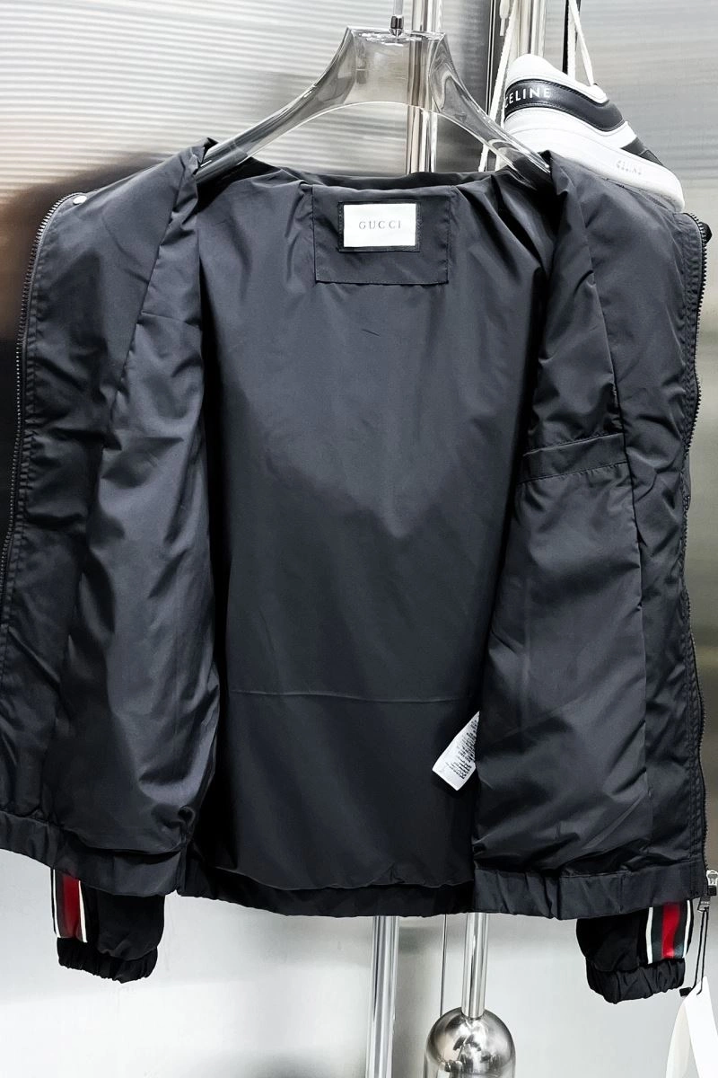 Top match Gucci Outwear