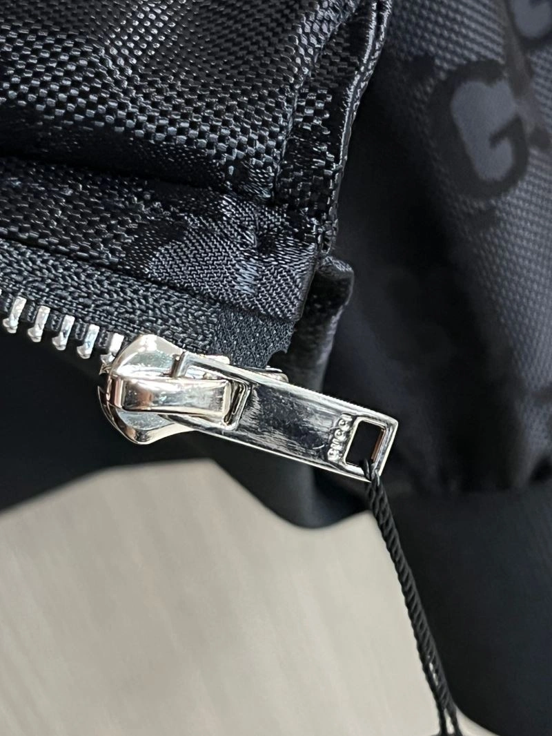Top mirror Gucci Outwear