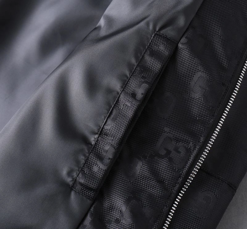 Top mirror Gucci Outwear
