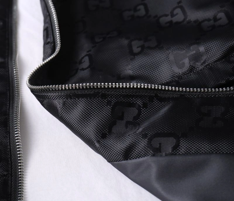Top mirror Gucci Outwear
