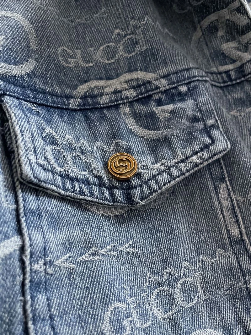 Discounted Gucci Outwear